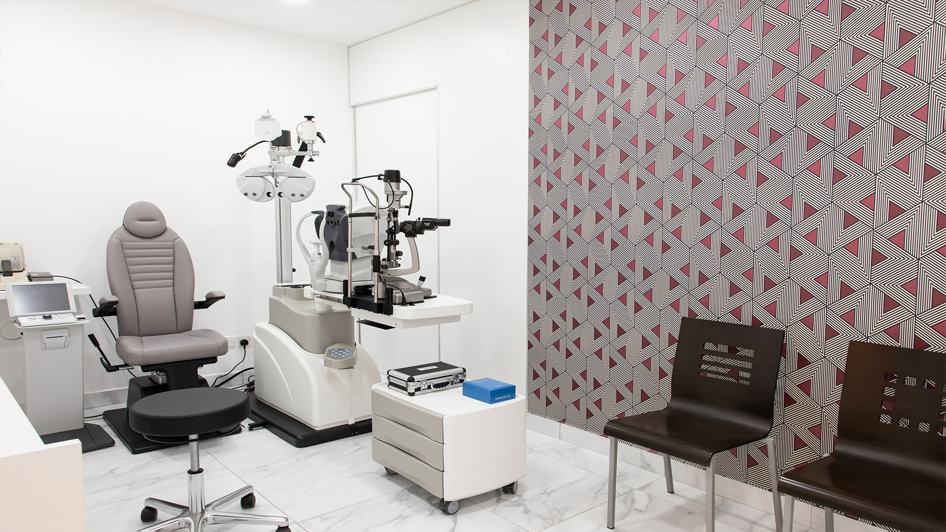 INTERNATIONAL OPTICS – Dalal Complex